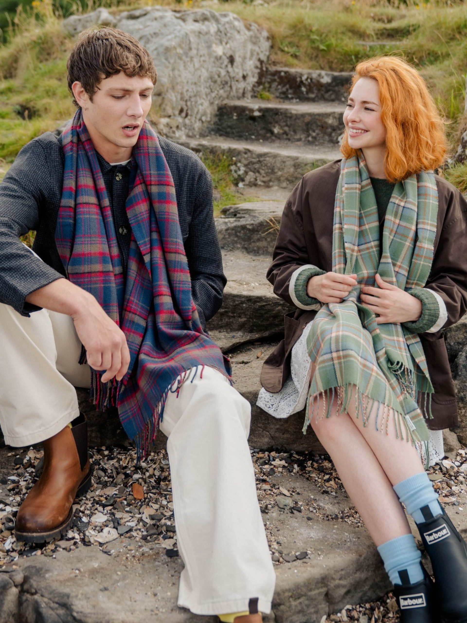 Araminta Campbell Green Wool Scarf – Flying Solo Paris